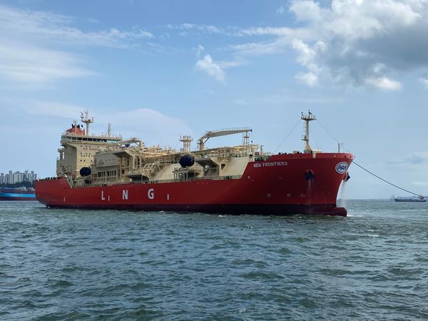 Shell expands its Americas’ LNG bunker barge fleet